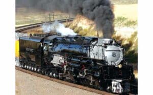 Union Pacific 3985 Hits The Rails To The RRHMA | Steam Giants